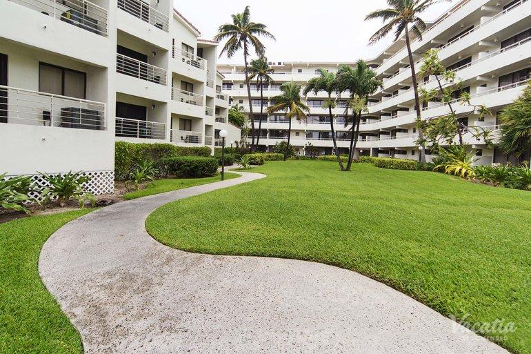 Golden Strand Ocean Villa Resort | Timeshare Resorts | Sunny Isles ...